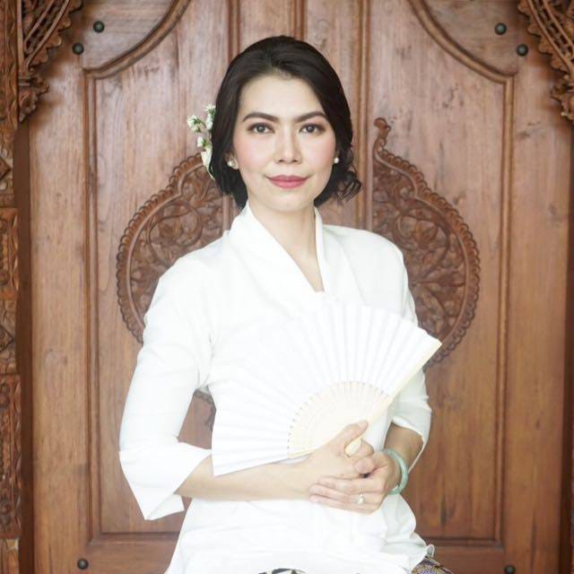 Pengukuhan Prof. Angel Damayanti, S.I.P., M.Si., M.Sc., Ph.D. - Gloir ...